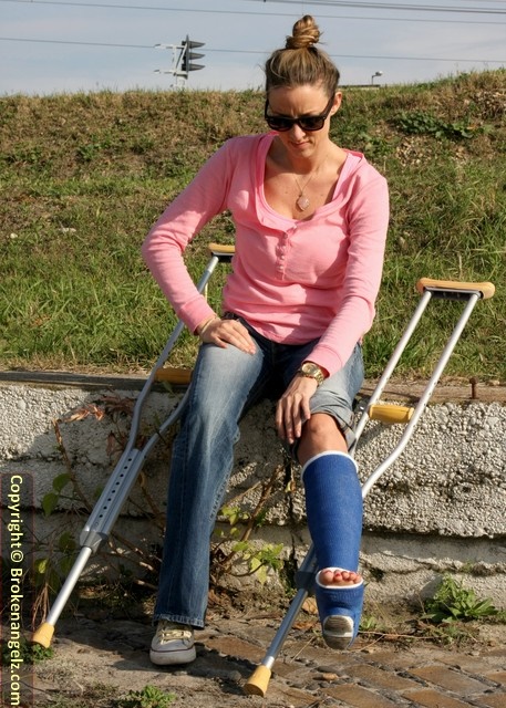 Kati SLWC Pix & Short Clip | cnews